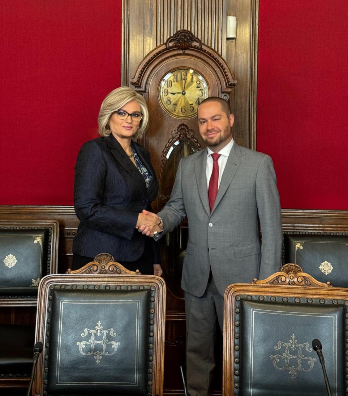 НБС | Приказ вести